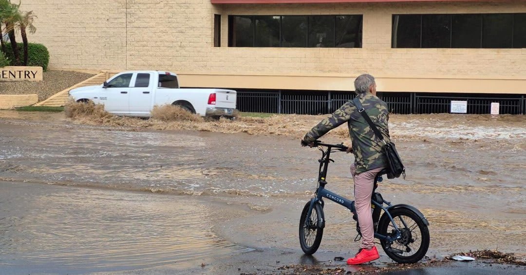Severe Thunderstorms Trigger Flash Flood Warning in Phoenix Area