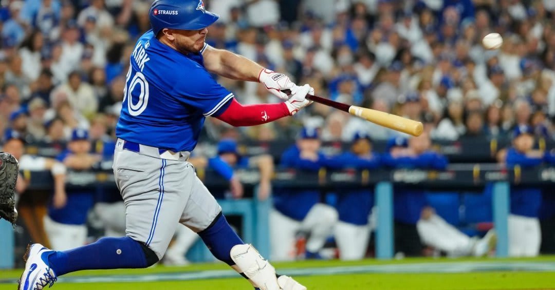 Alejandro Kirk Leads Blue Jays in World Series Against Dodgers