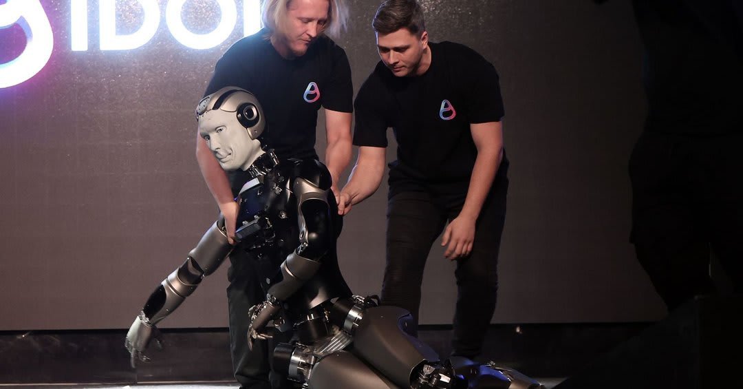 Russian Robot AIDOL Takes a Tumble: The Global Reaction Explained